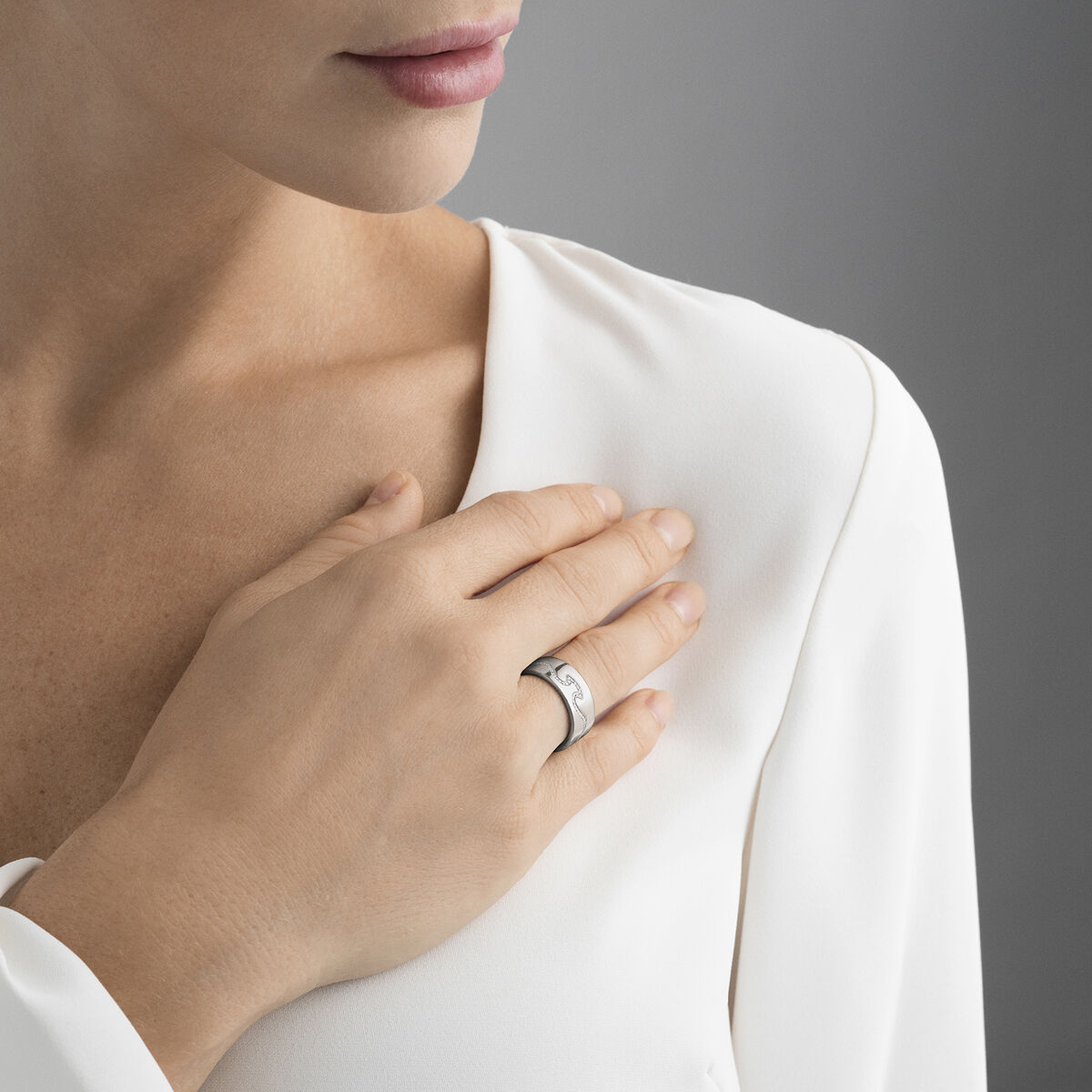 Fusion end ring in 18 ct. white gold with brilliant cut diamonds