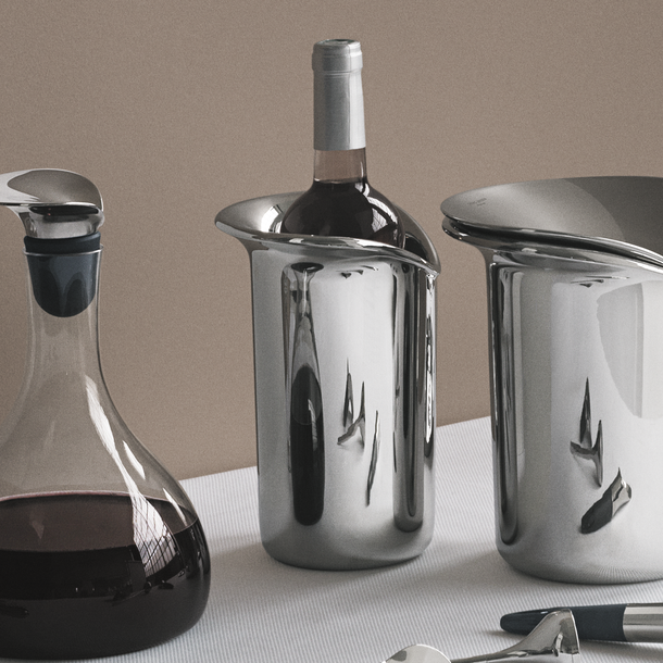 3586670-Wine-cooler-life-style 3586670-Wine-cooler-life-style